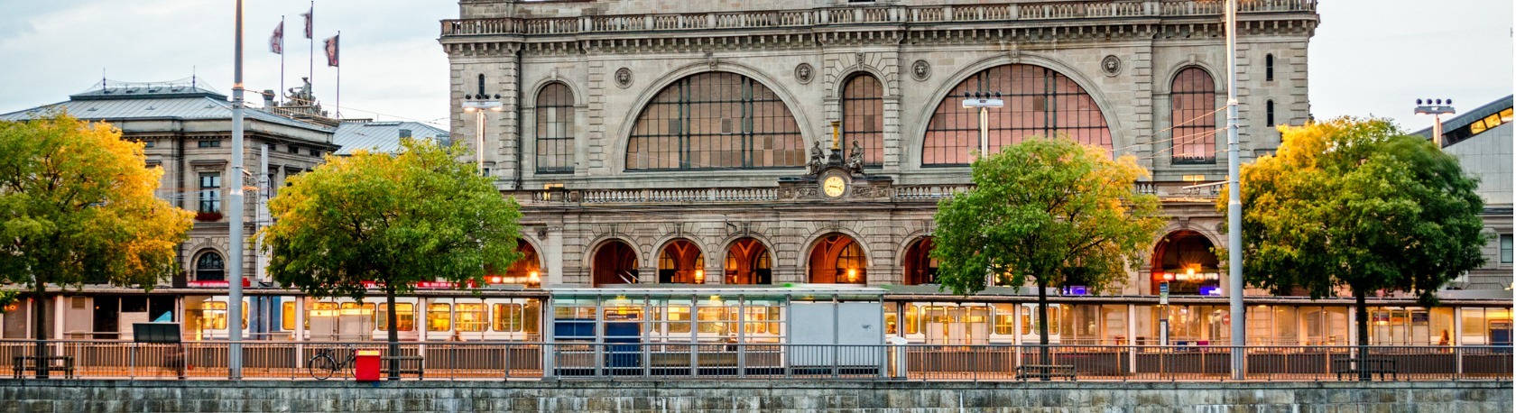 Zurich Main Train Station - Maps, Tickets | Rail Europe